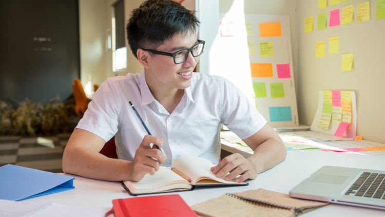 Masuk Pascasarjana? Terapkan 4 Tips Berikut Saat Mengerjakan Soal Tes ... Masuk Pascasarjana? Terapkan 4 Tips Berikut Saat Mengerjakan Soal Tes ...